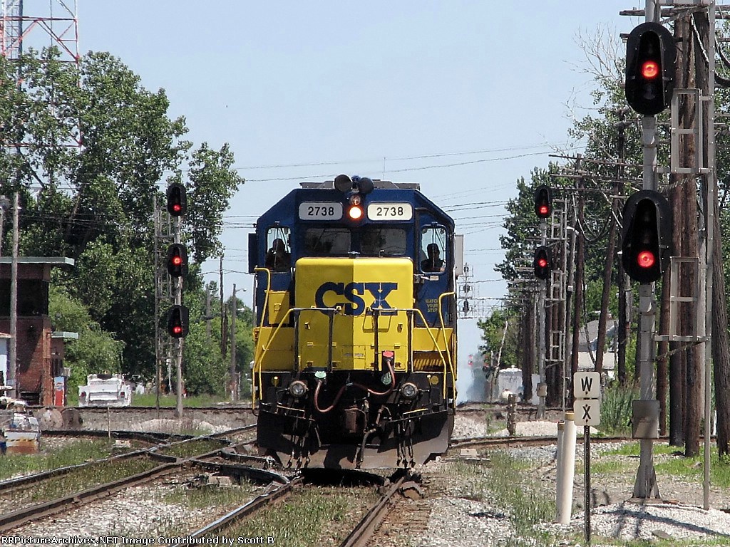 CSX 2738 H795
